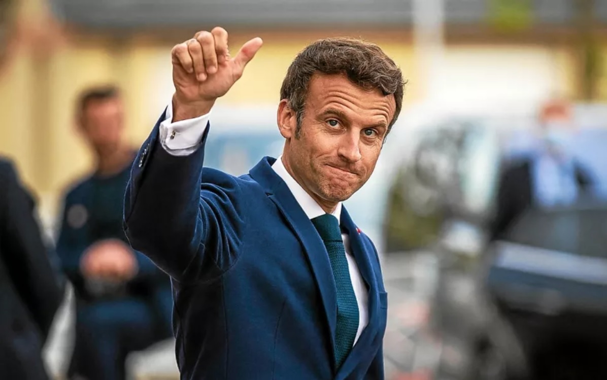 Emmanuel Macron éjecté du du Top 50 du baromètre politique de Paris ...