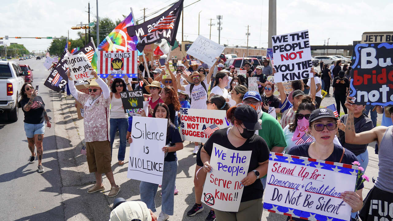 No Kings Day protest returns to Laredo this weekend