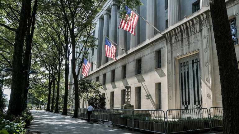 Ashley Tellis, Mumbai-born US thinktanker under Justice Department lens ...