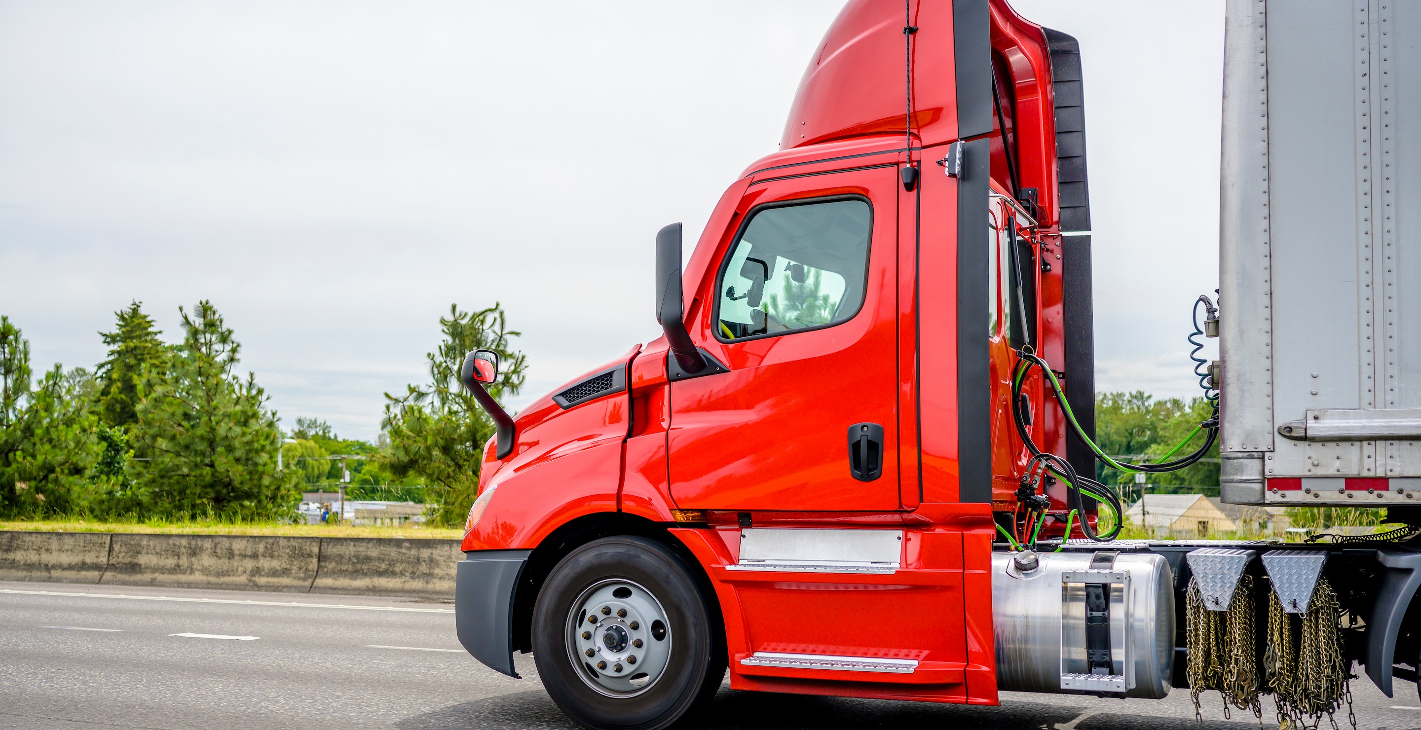 8 Dead After Semi-Trailer Causes "Chain Reaction" Crash On Georgia Highway