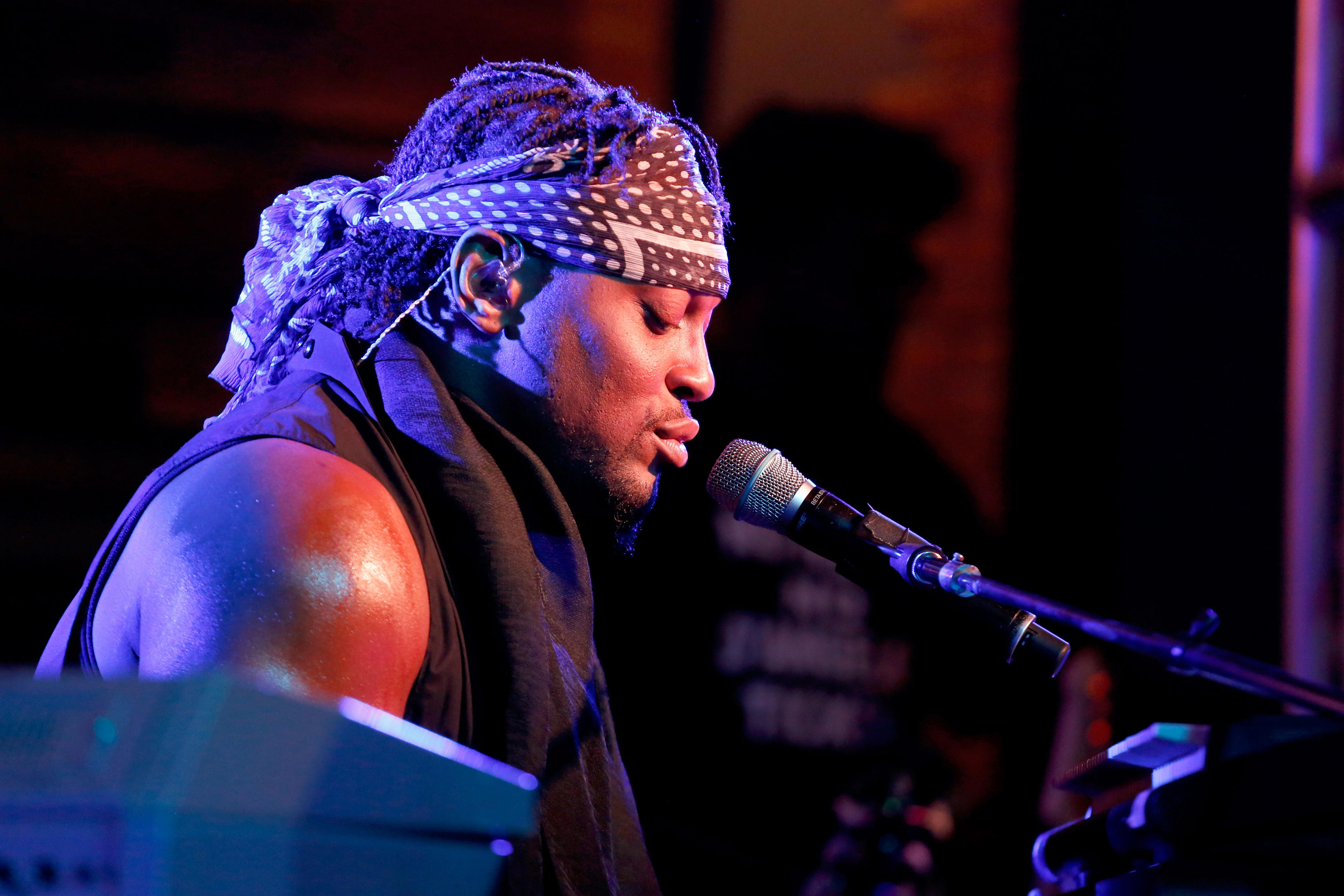 10 best D'Angelo songs in late R&B legend's career