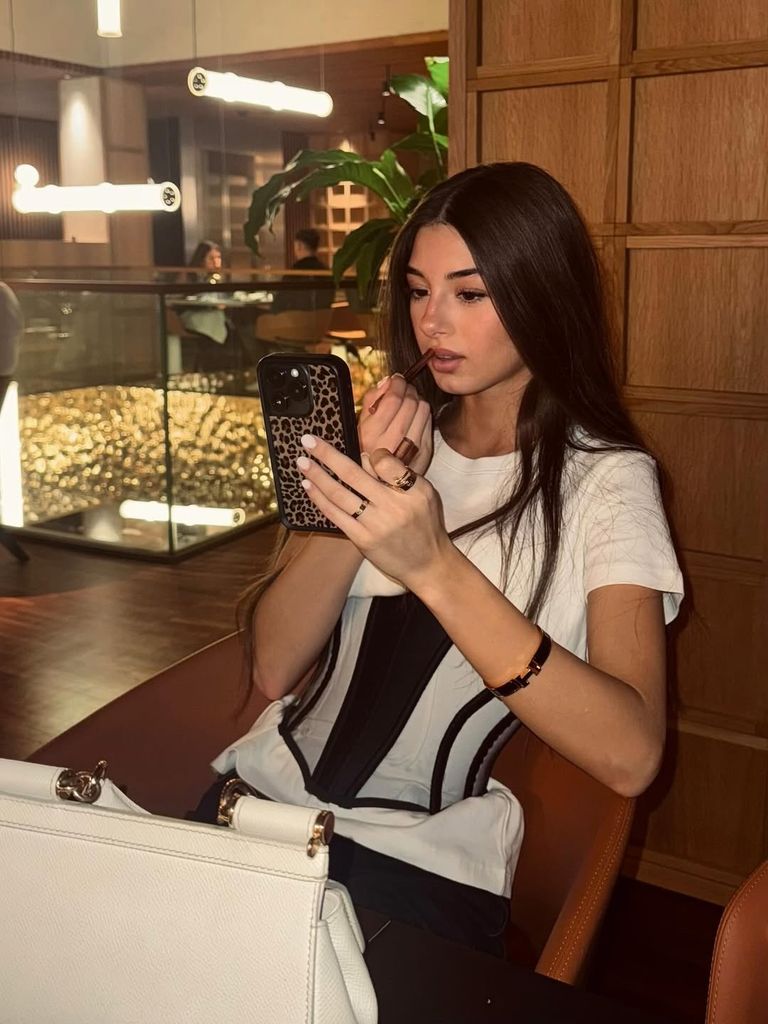 Kailey Levy reaparece más parecida que nunca a su mamá Elizabeth Gutiérrez