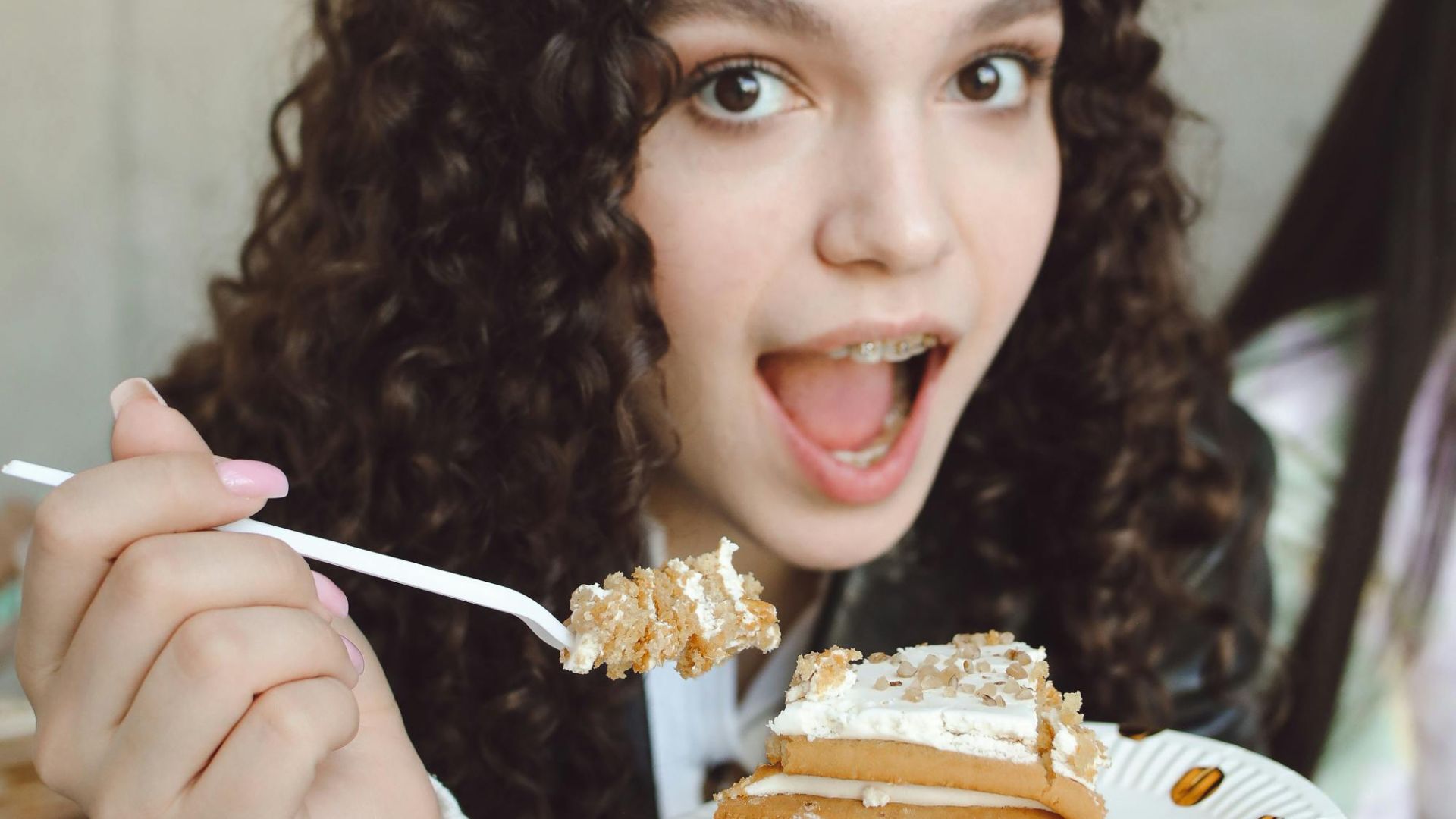 Cultural Cakes: 20 Traditional Desserts Across Nations