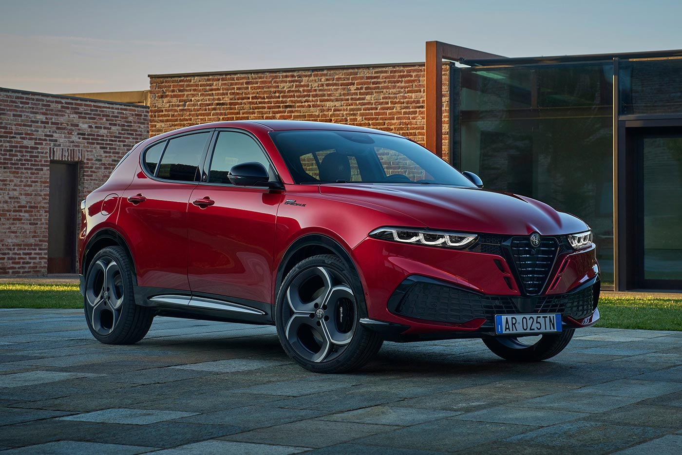 Άφιξη της νέας Alfa Romeo Tonale – πότε κυκλοφορεί