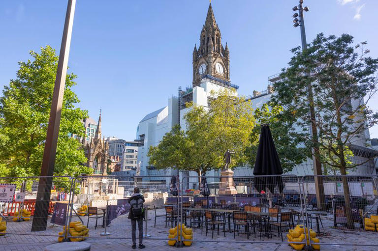 Manchester Christmas Market 2025 locations guide, dates and opening times