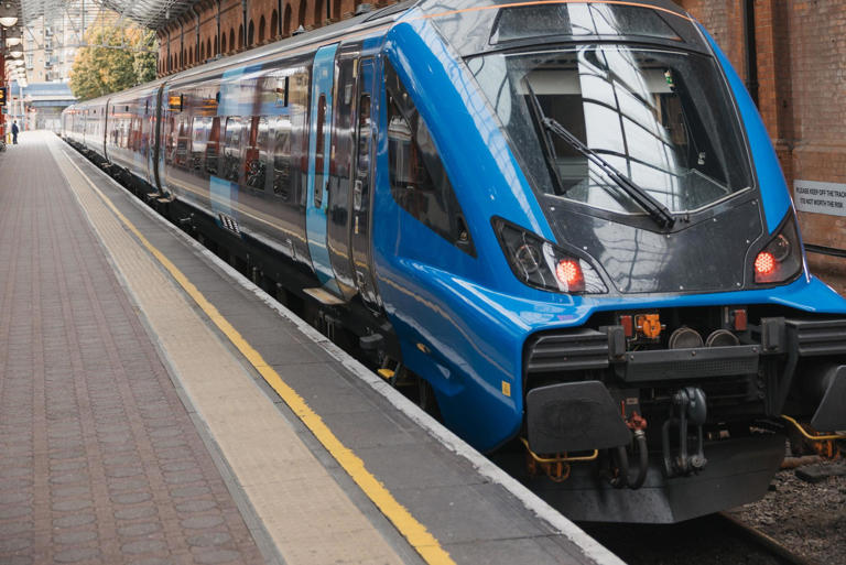 Chiltern Railways unveils new model set to increase capacity by 10,000 ...