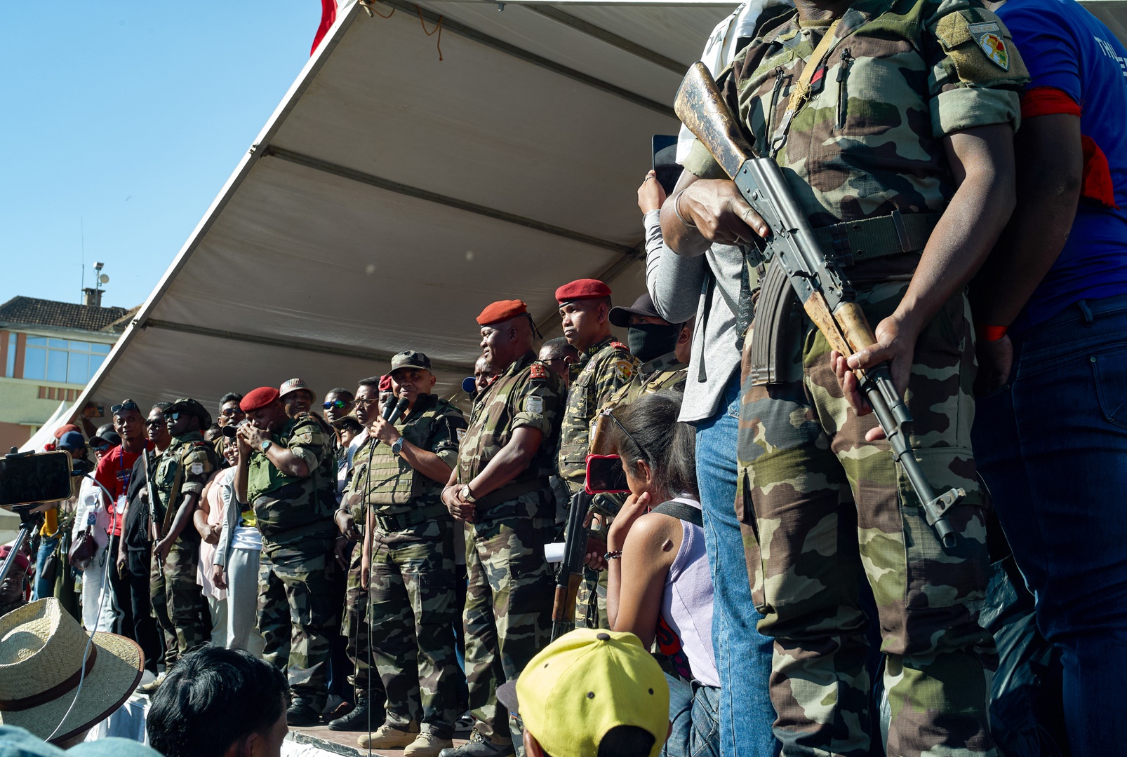 Una poderosa unidad militar toma el poder en Madagascar tras semanas de ...