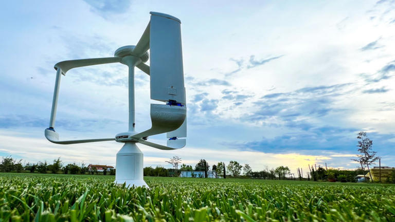 Italy’s unique wind turbines with self-adjusting blades raise energy ...