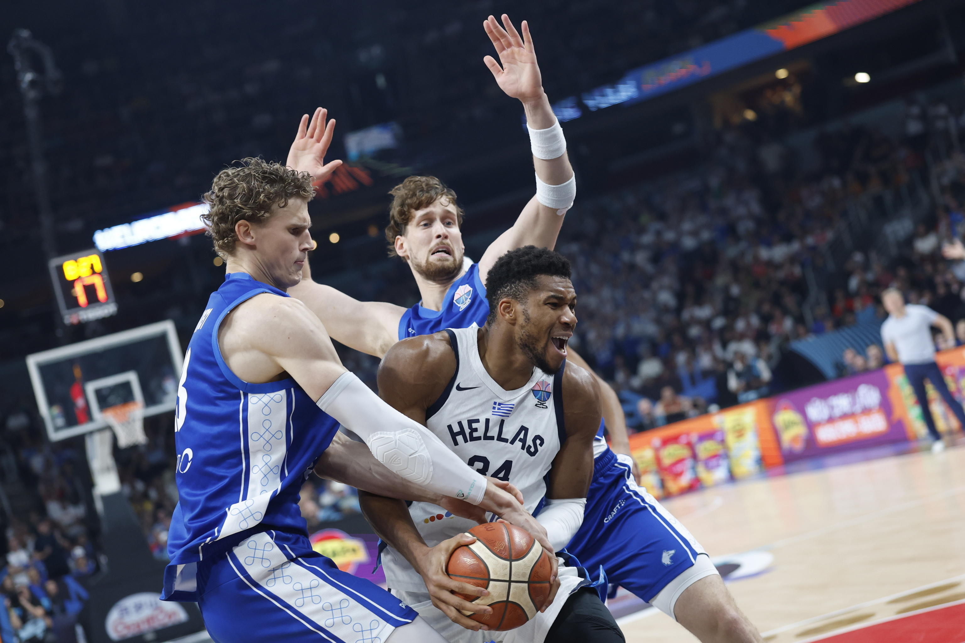 Record Nba, tre fratelli Antetokounmpo giocheranno nei Bucks