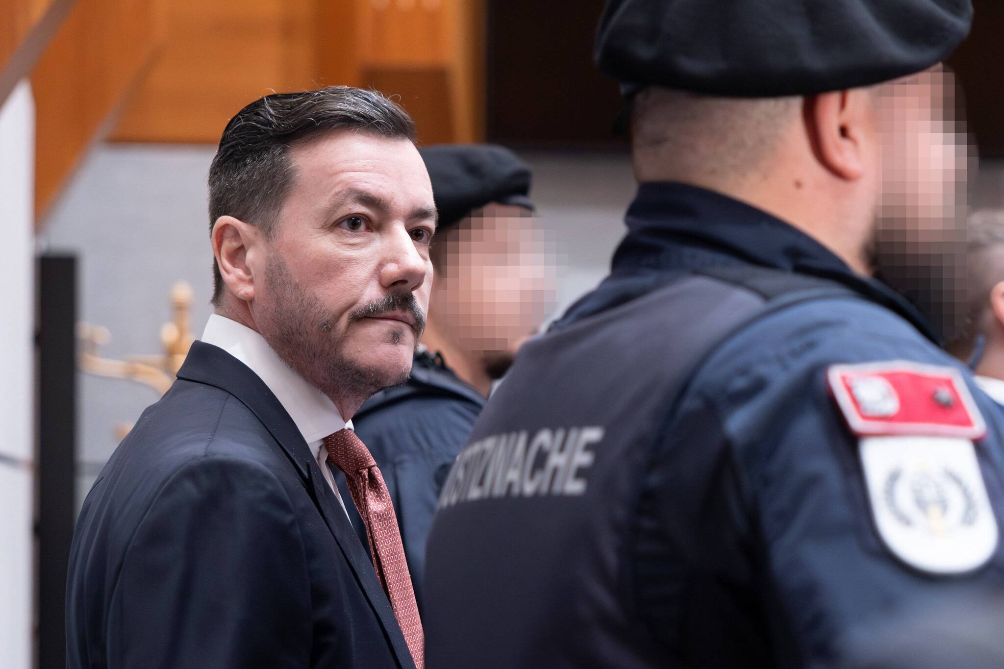 „Um sein Lebenswerk gekämpft“: René Benko bekennt sich nicht schuldig