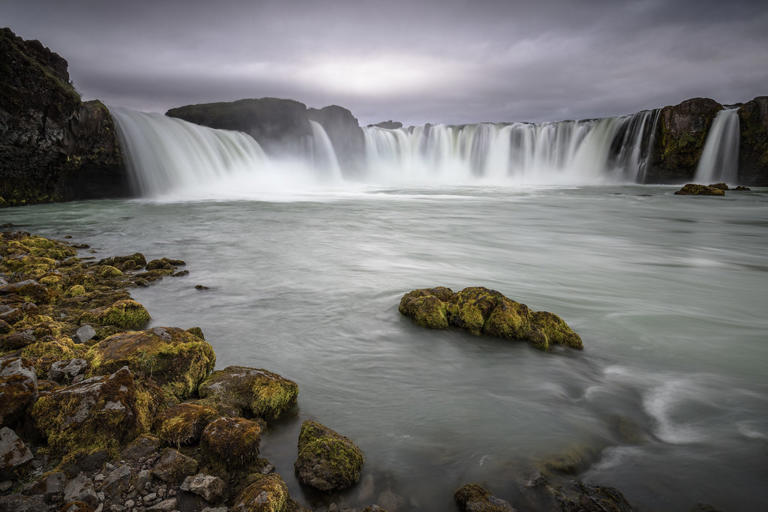How Victoria Falls Got Its Name And Power - Explained By Geographers