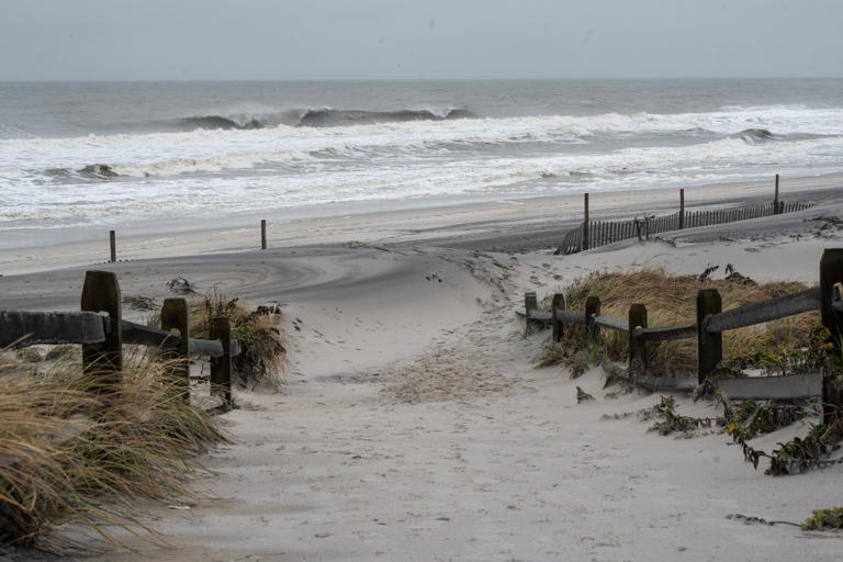 Rain, rip currents, gusty winds and cold water ahead of NJ beaches
