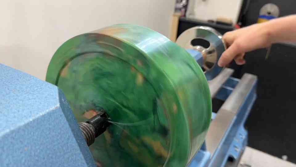 How Jade Colours and Natural Grain Form a Perfect Harmony