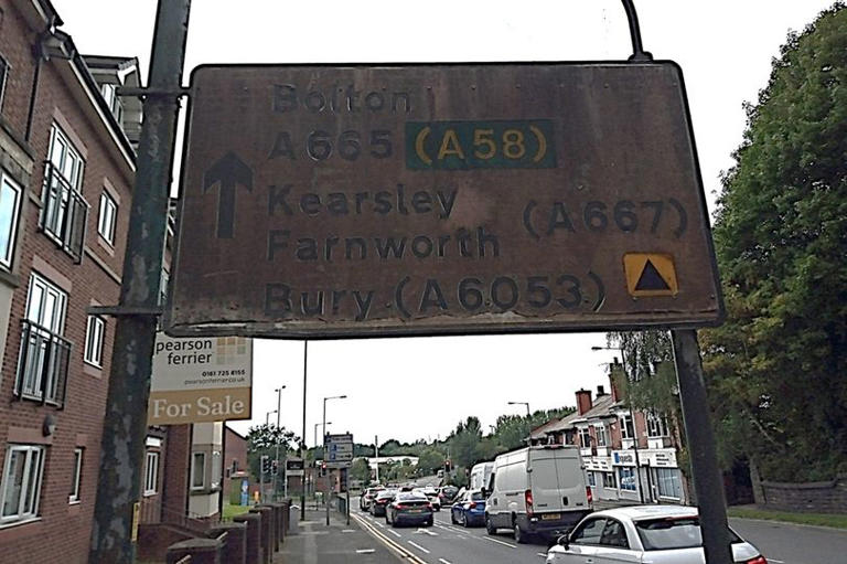 'You can barely see the signs because of the dirt'