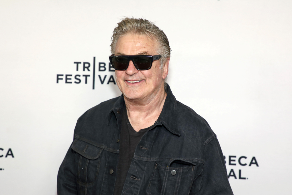 Alec Baldwin says car accident in Hamptons was caused by ‘biggest ...