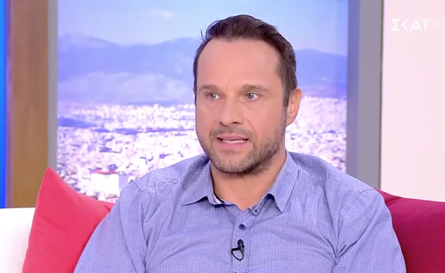 Μέμος Μπεγνής: Όσα αποκάλυψε για τη ζωή του- «Κατάφερα να αποφύγω τα ...