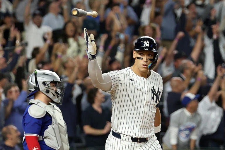 How will Yankees deal with Aaron Judge's elbow injury this offseason?