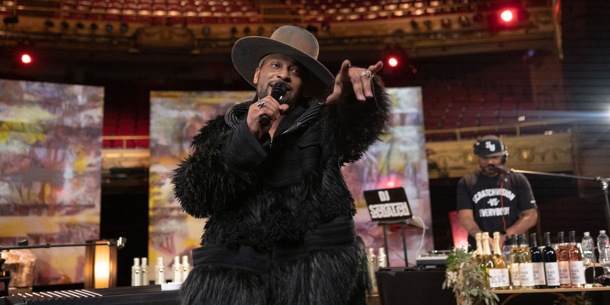 D’Angelo, a Maestro of Modern R&B and Neo-Soul, Has Died at 51