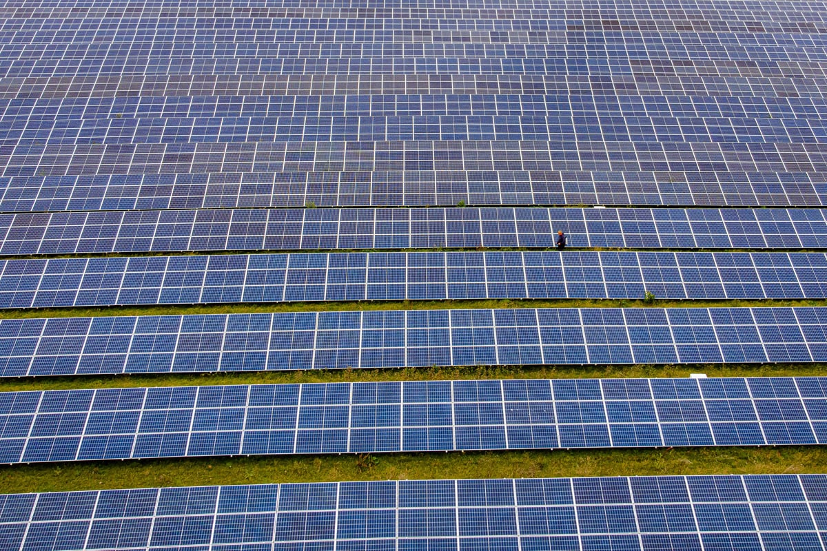 Miliband: Clean power is right choice for UK to ‘bring down bills for good’