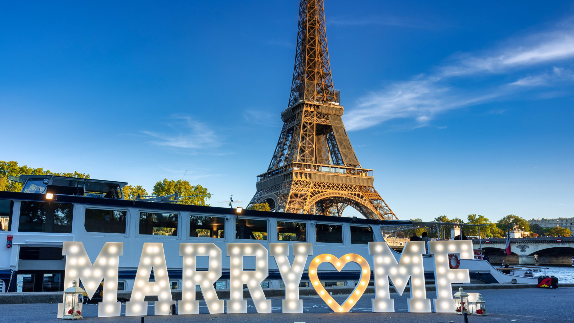 People who have married inanimate objects