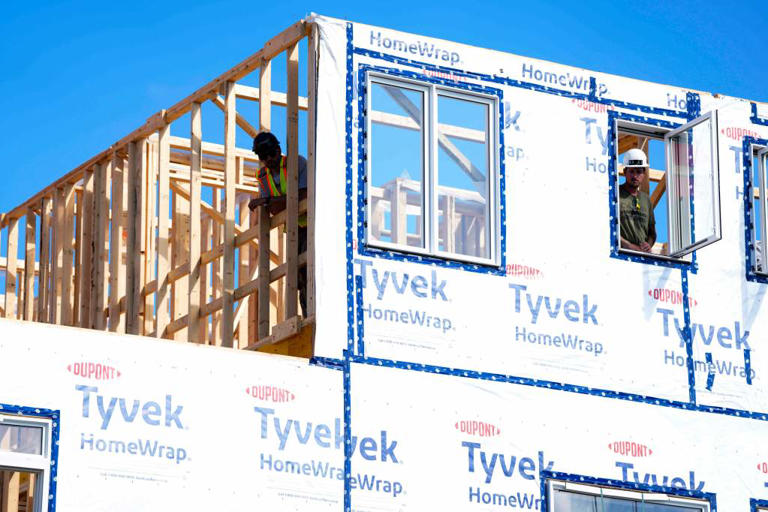 Toronto’s Downsview selected as first location for federal modular ...