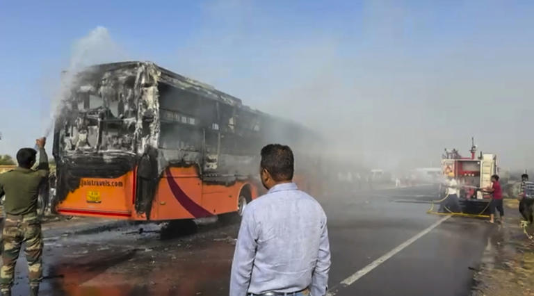 20 passengers burnt alive, 16 injured as bus catches fire in Jaisalmer ...