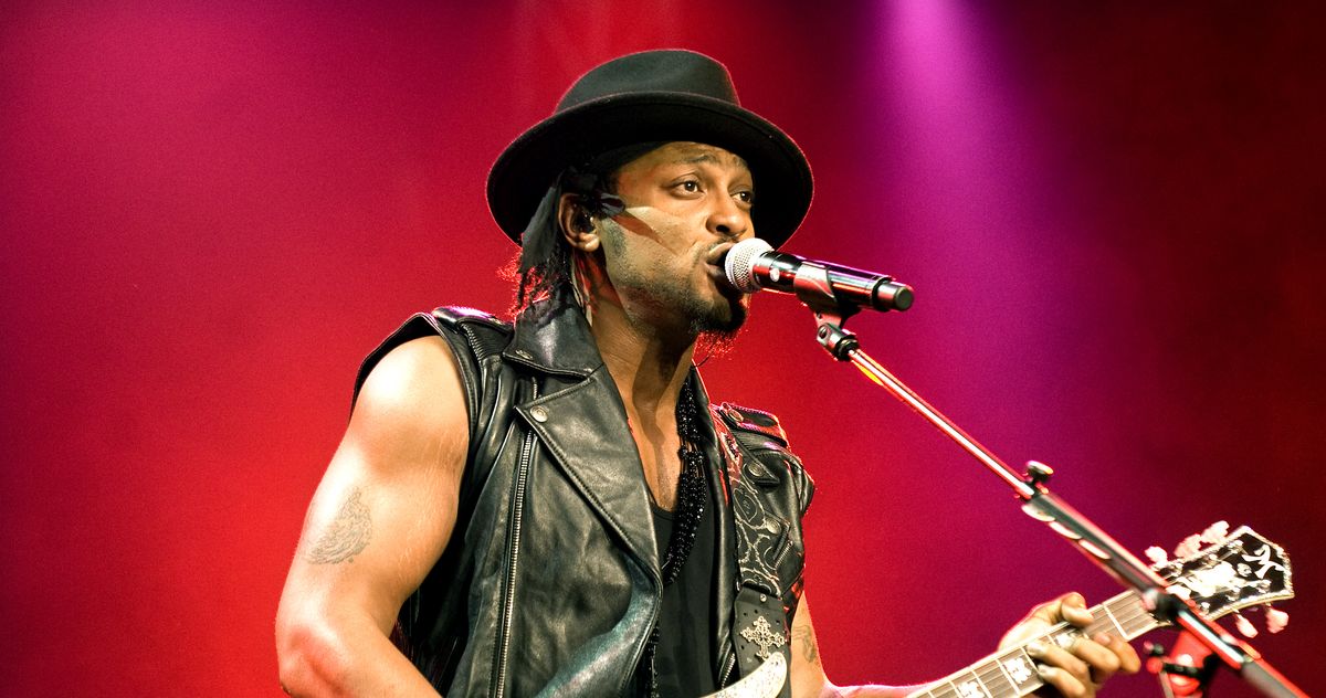 D’Angelo, Neo-Soul Groundbreaker, Dead at 51