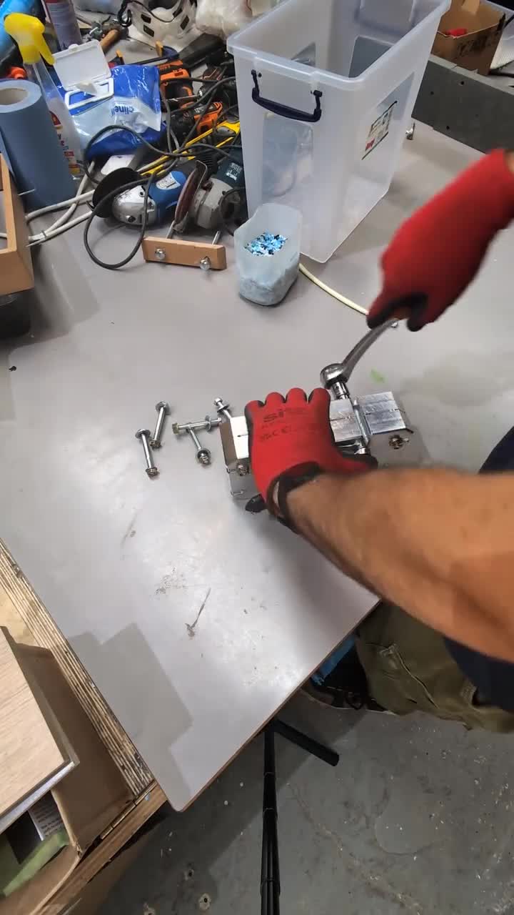 A book lover's dream: Manta's new design