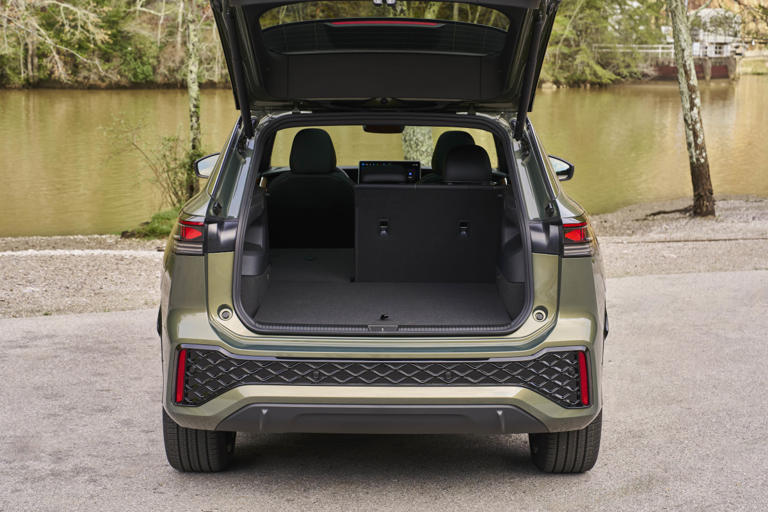 2026 Volkswagen Tiguan Turbo Powers Up To Premium