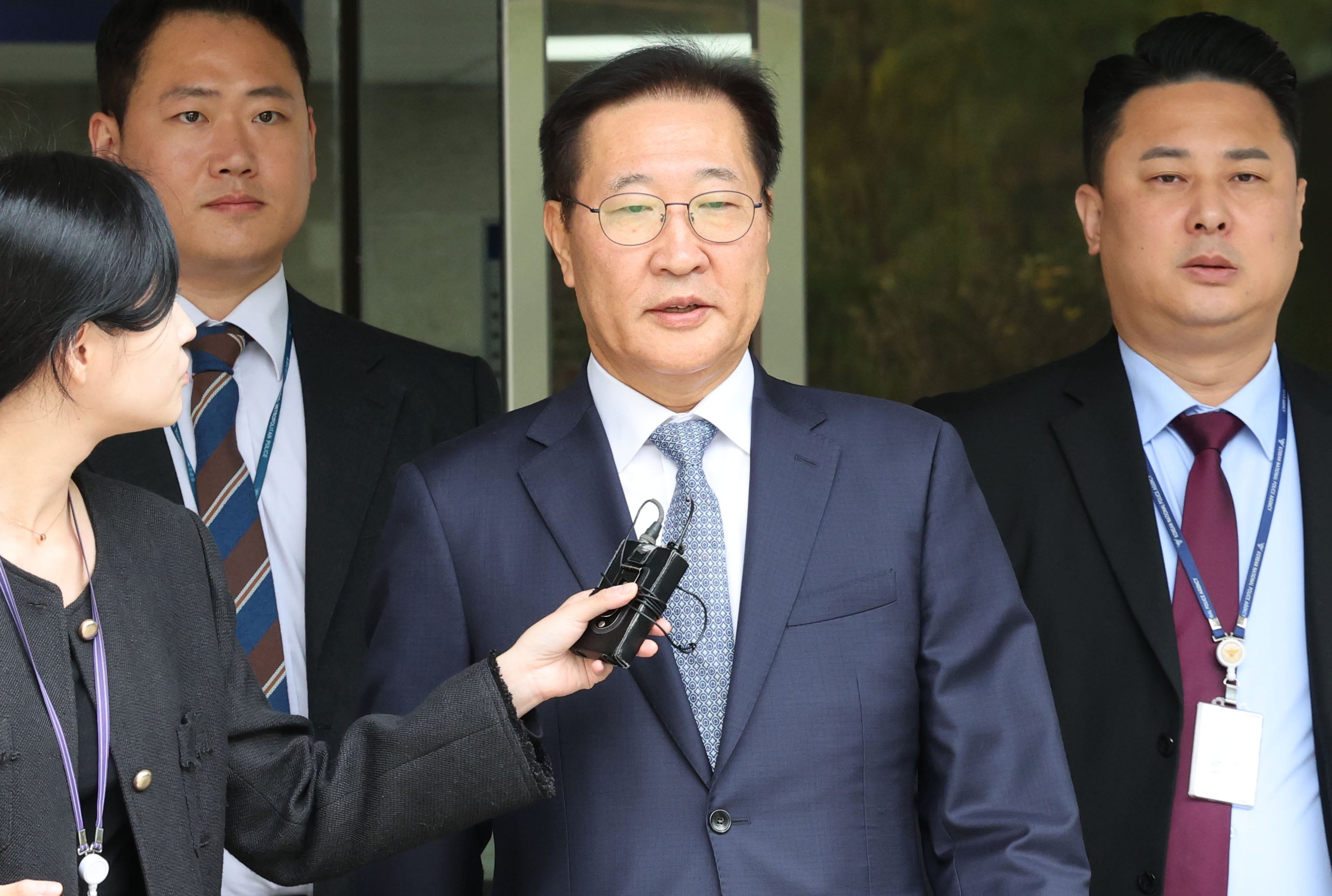 Court Dismisses Bench Warrant for Ex-Justice Minister Park