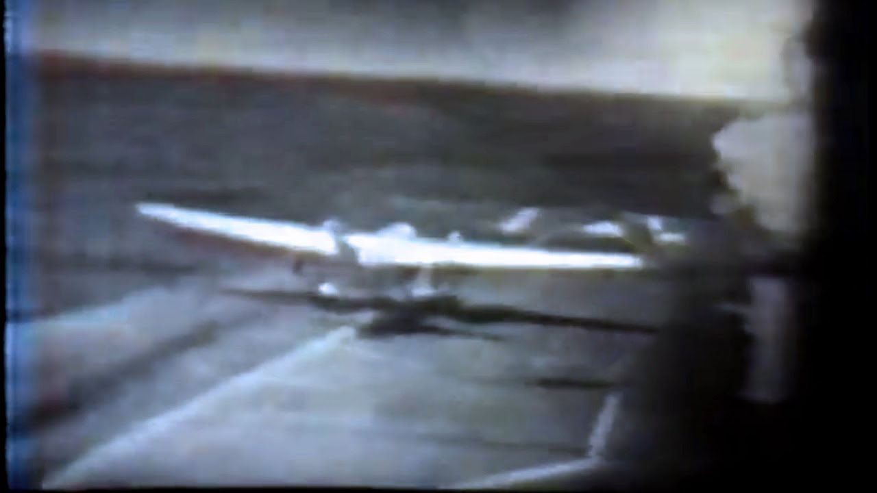 Footage of an Airplane Flying into a Rogue Wave