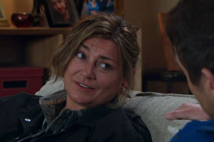 ITV Emmerdale fans 'rumble' real reason Moira and Isaac Dingle are ...
