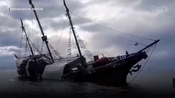 Replica of Christopher Columbus’ Santa Maria Ship Sinks Off Coast of ...