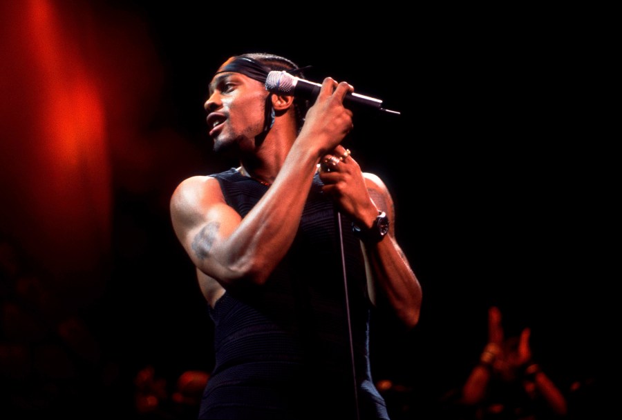 Maxwell, Jamie Foxx and more pay tribute to D’Angelo