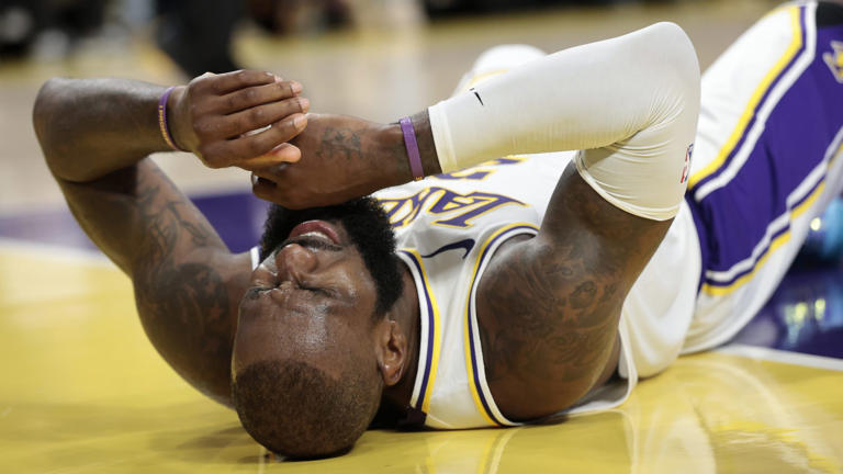Disaster Strikes Lakers: LeBron, 4 Key Players Out vs. Suns