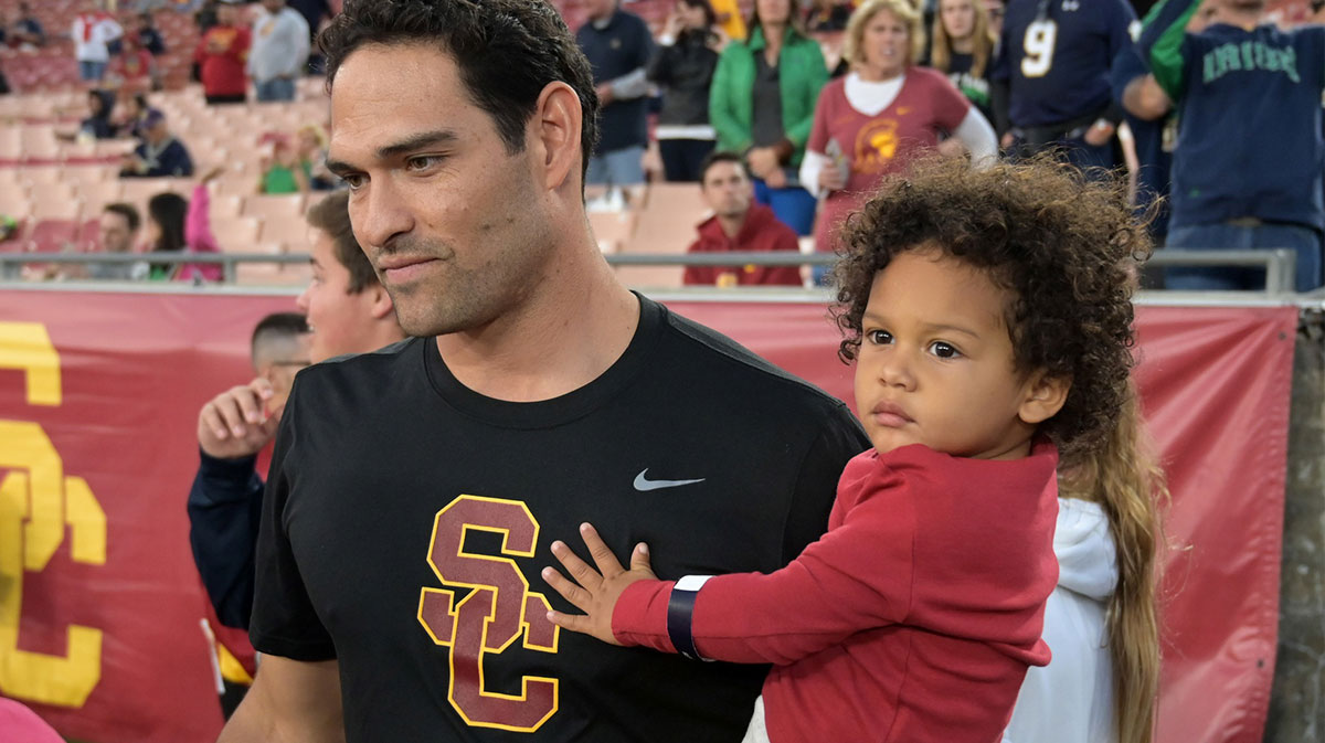 Mark Sanchez’s Indiana judge recuses herself from case