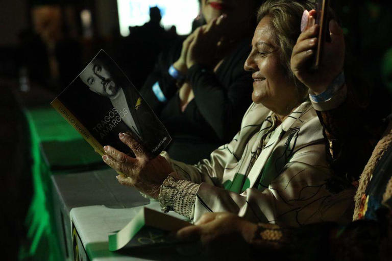 Mexican singer Lupillo Rivera thanks ‘Despierta Valle Central' host at ...