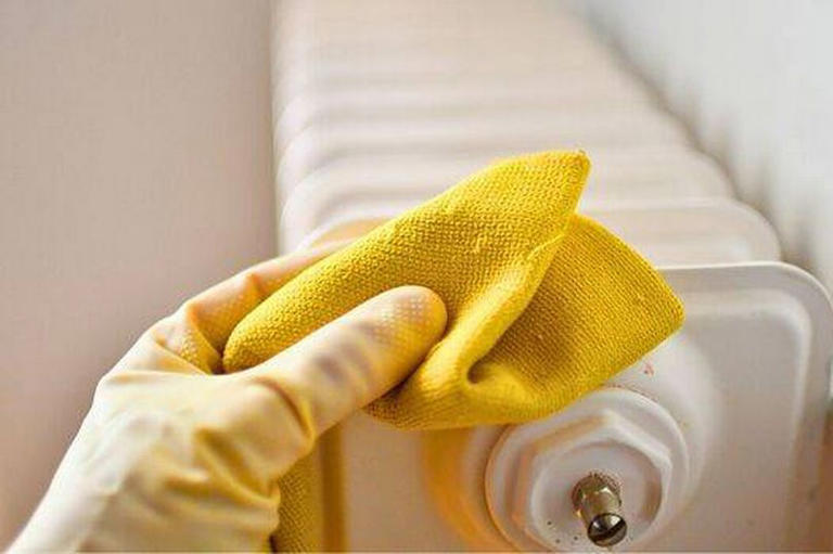 You can clean your radiators in minutes with common household item