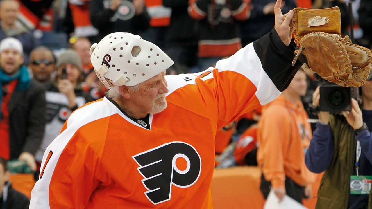 Flyers honour late Bernie Parent with Player of the Game mask