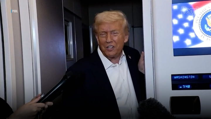 Donald Trump Gushes About Press Secretary Karoline Leavitt's Lips Again ...
