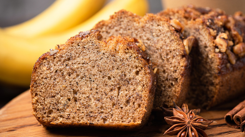 Easy Delicious Banana Bread Starts With A Box Of Cake Mix