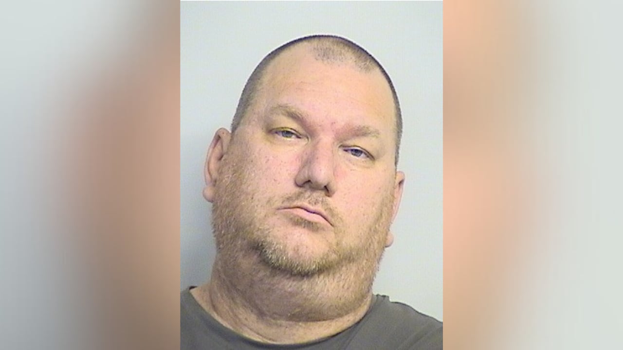 Man arrested after attempting to kidnap convenience store clerk
