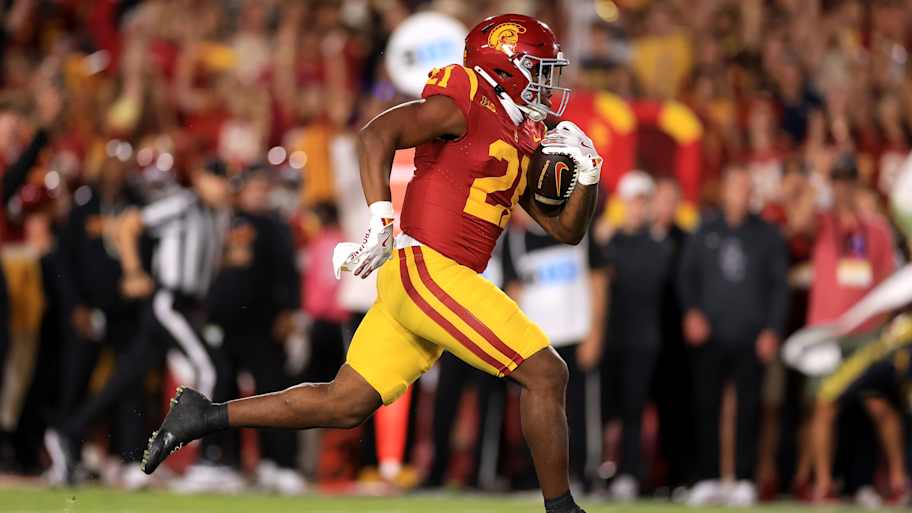 Big Ten issues modest fine to USC football