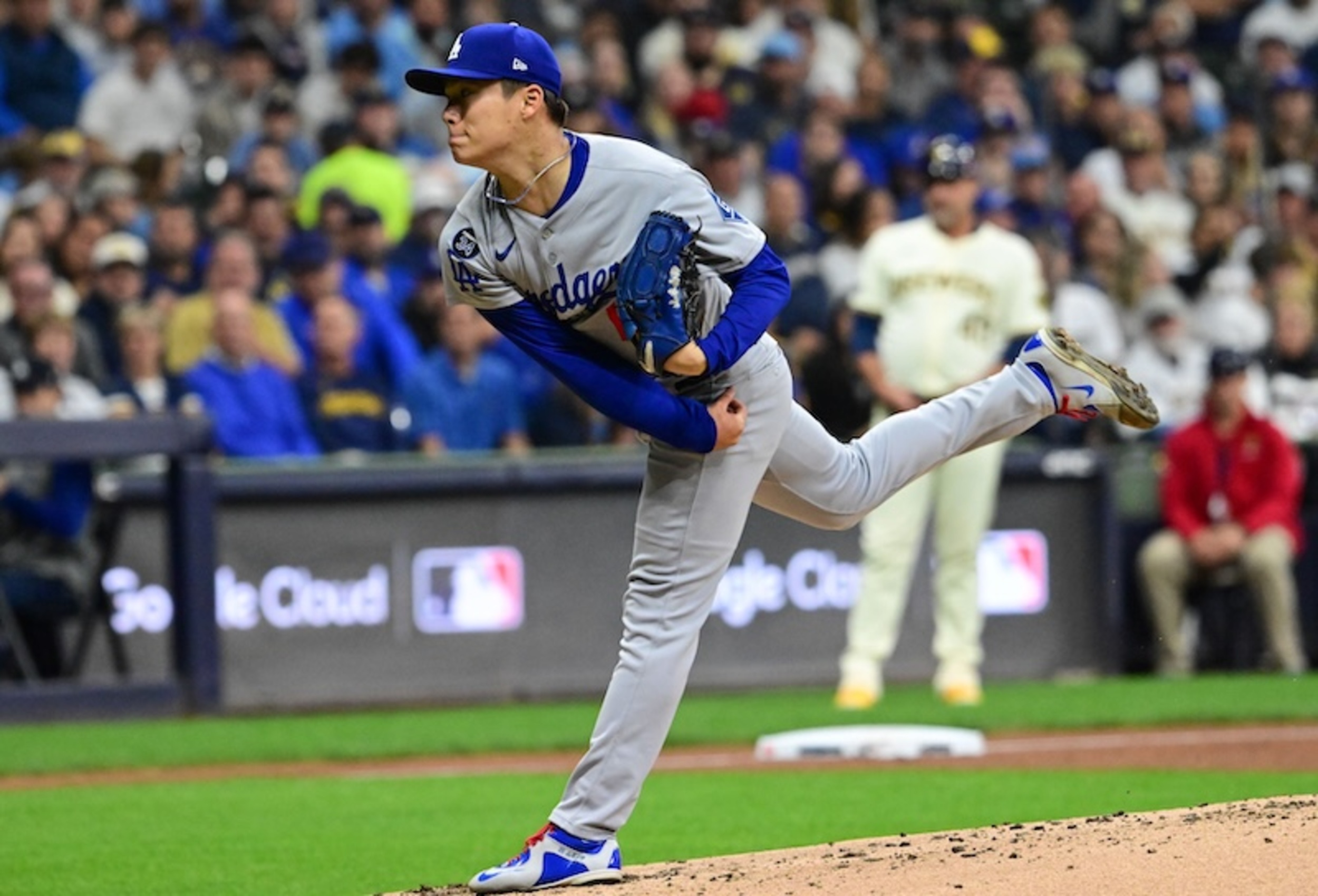 NLCS Recap: Yoshinobu Yamamoto Throws Complete Game, Dodgers Hit 2 Home ...
