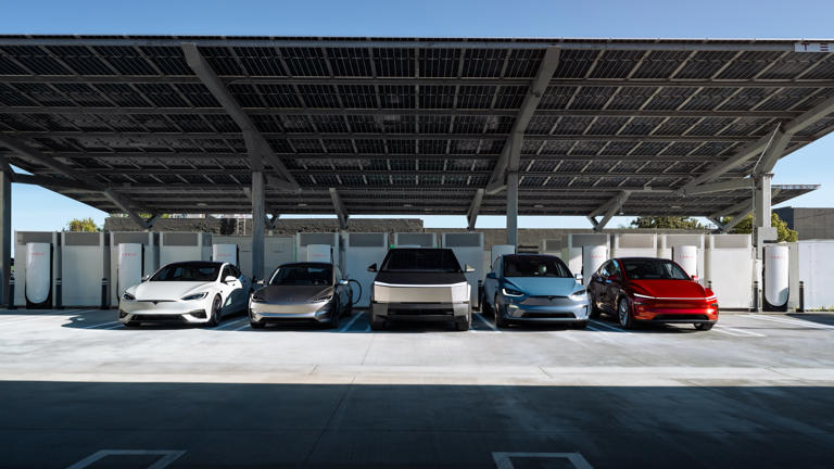 Almost All EVs Can Power Up at 25,000 Tesla Superchargers: Here's the ...