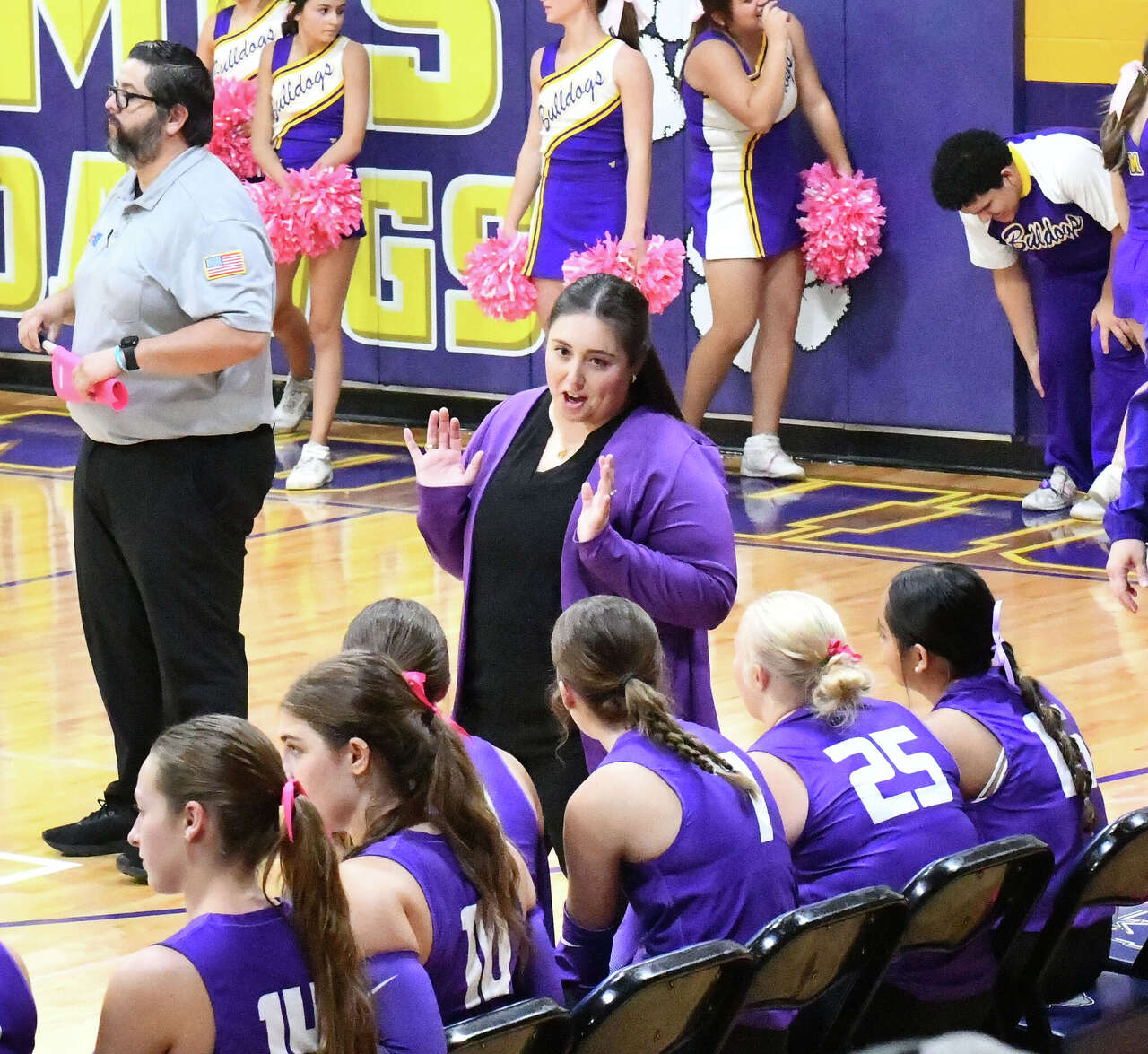 Midland High volleyball sweeps Permian, extends sets won streak