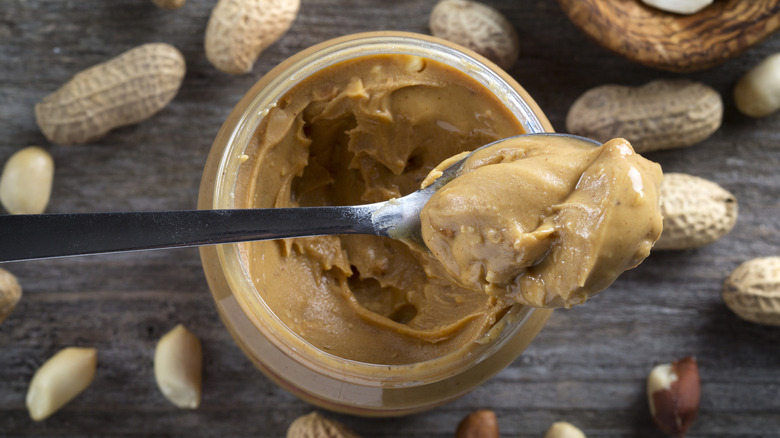 The Simple Way To Get The Last Bit Of Peanut Butter Out Of The Jar