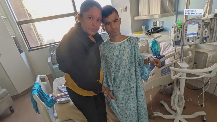 Undocumented Houston teen with autism back in federal custody after ...
