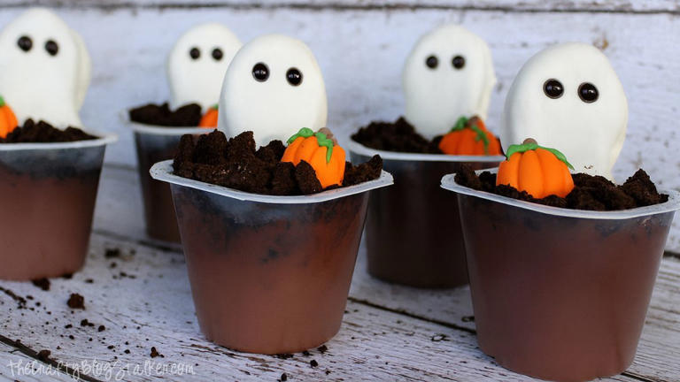 21 Fun and Spooky Halloween Party Foods