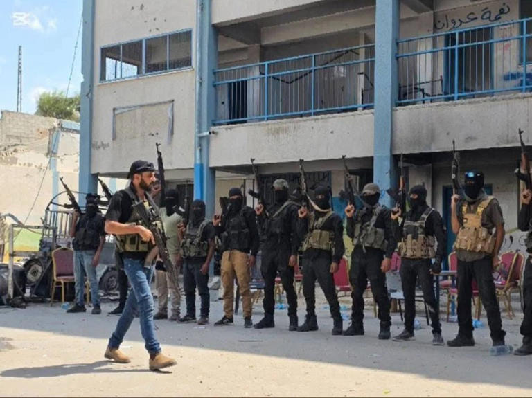 Who are the armed clans fighting or backing Hamas in Gaza power vacuum?